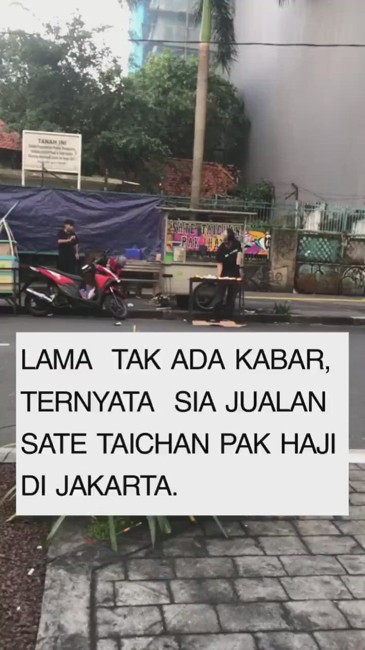 Lama tak ada kabar, ternyata SIA jualan sate taichan Pak Haji di ...